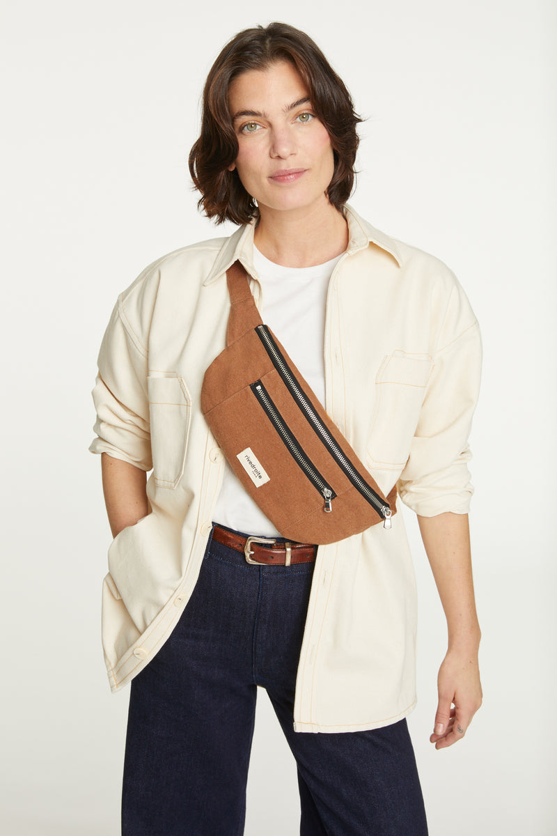 Orsel le sac banane - Coton recyclé Camel – Rivedroite Paris